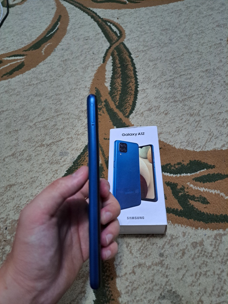 Samsung A12 blue 4/64 Vietnam