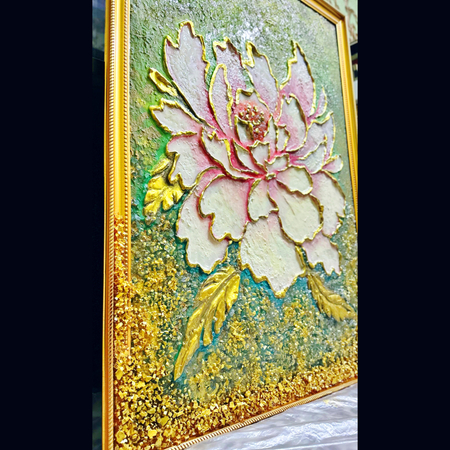 Картина цветок в золотом пространстве Барельеф + Resin art