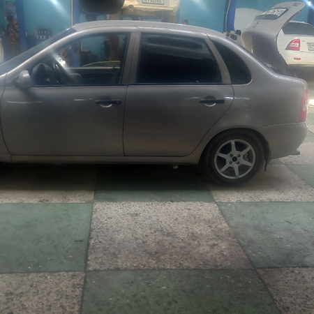 Lada kalina 2008