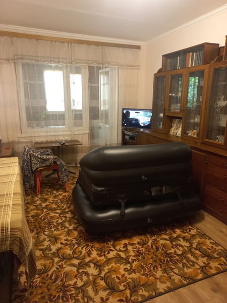 Продам квартиру 3х комнатную 77 серия Кирпичный дом