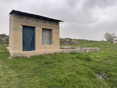 Gazira maxalasida uchastka sotiladi