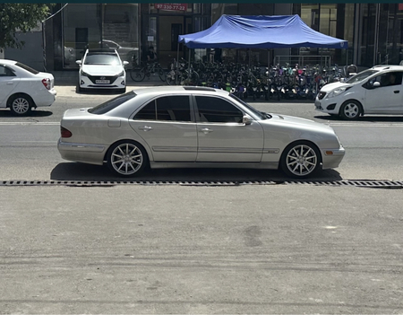 Mersedes benz W210 avangarde . Sotiladi srochna