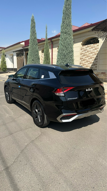 Kia sportage sotiladi