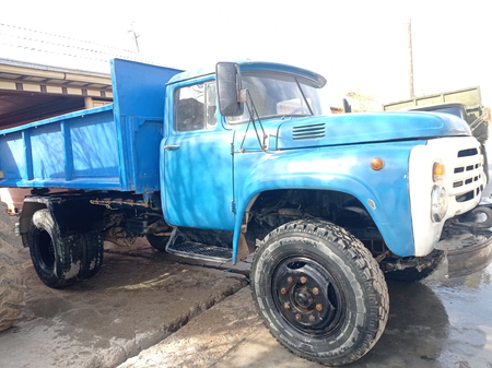 ZIL Selxoz samasuval