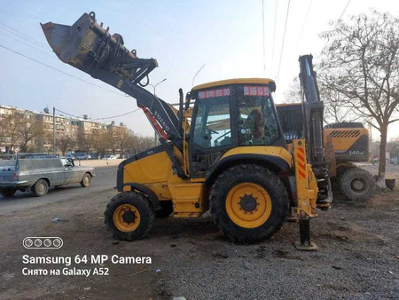 Экскаватор-погрузчик VOLVO  сотилади