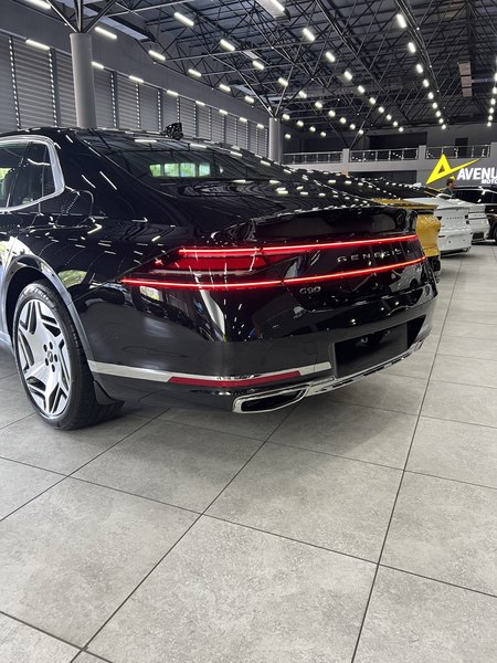 Продается новый Genesis G90 limousine