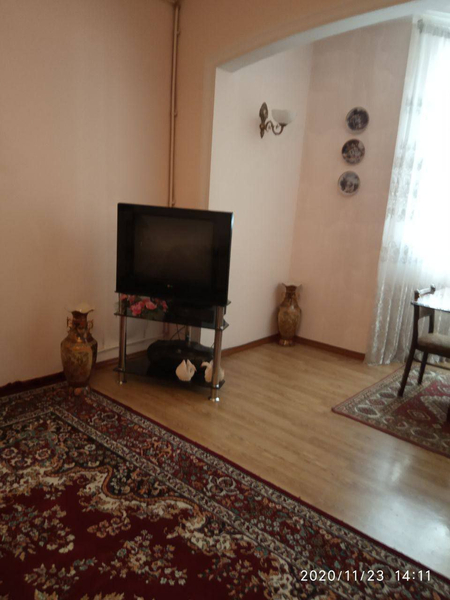 Срочно Продаётся 4х комнатная кв на Театральном по низкой цене
