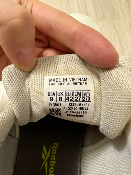 Кроссовки Reebok из натуральной кожи. Мужские. 40-42 размер