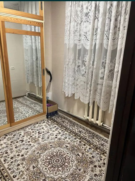 Чиланзар16  1в2/1/4  1,5*3  33м²