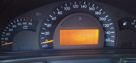 Mercedes-Benz W203 C200
