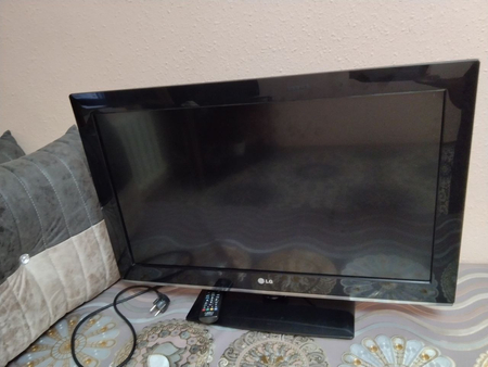 Lg 32 телевизор сотилади