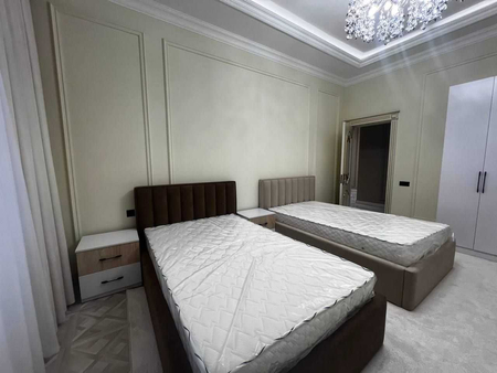 Срочно сдается квартира в аренду . Пятикомнатная квартира (J3164)