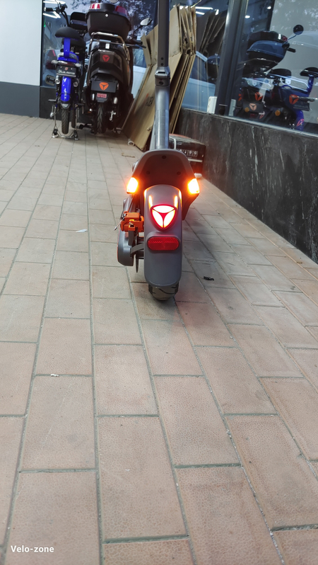 Електросамокат YADEA elite prime