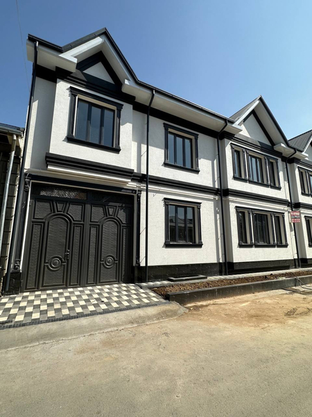 Uy sotiladi  2.5 sutih