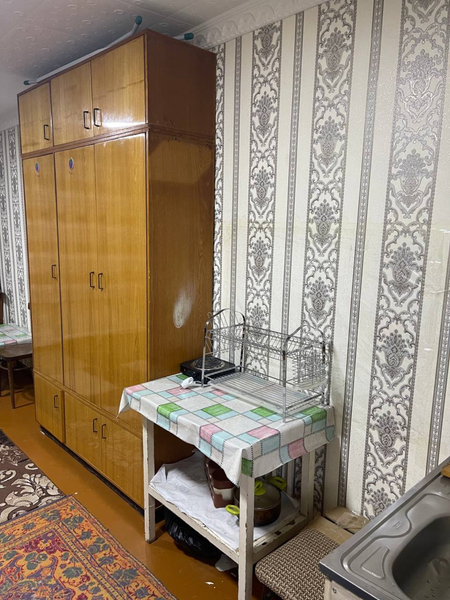 Аренда Лисунова 3 1/3/4 бывшее общежитие с условиями