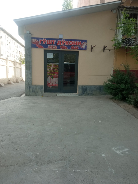 Go'sht do'koni sotiladi