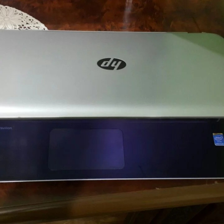 Hp notebook 17.3 Dyum ishlashi zor toshken Sergeli choshtepa maxallada