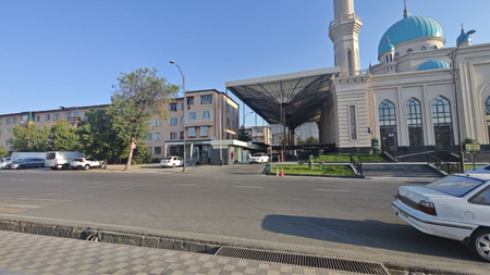 olmazor tumani qora qamishda 3 xonali