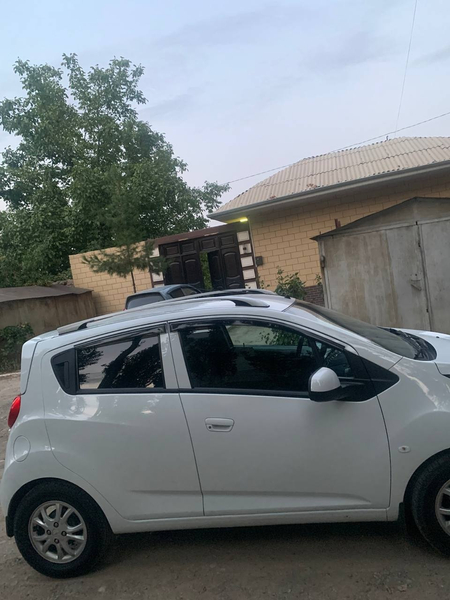Chevrolet Spark сотилади !