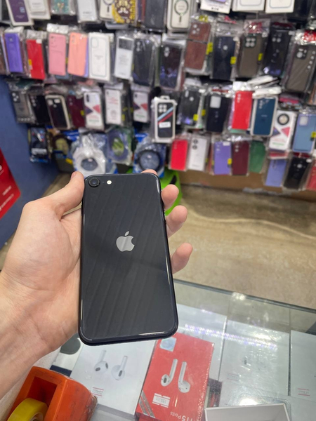 Iphone SE 64 GB karobka dakument