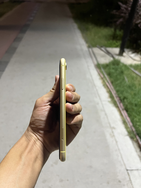 iphone XR LLA.