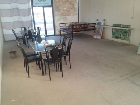 Chuqur bozorda magazin