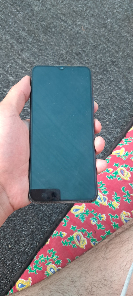 vivo y 53 s srochna sotiladi