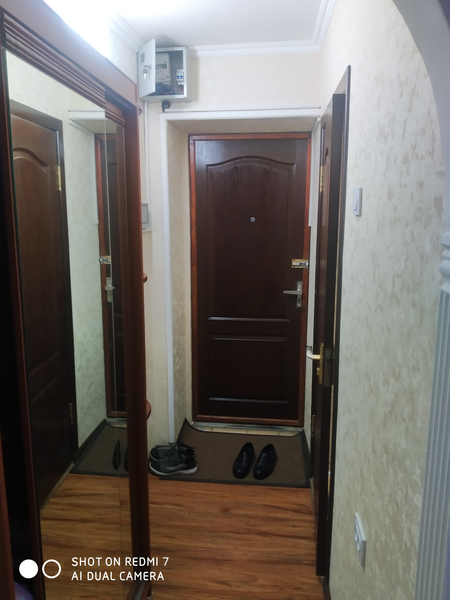 Срочно сдается квартир. Чиланзар 2 квартал,гагарина2/1/4.