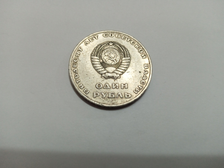 Продаются монеты