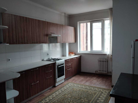 Korasaroy Jomi bozor Чукурсой 2 хона