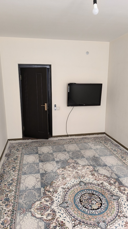 Yangi choshtepadan 3 xonali uy sotiladi