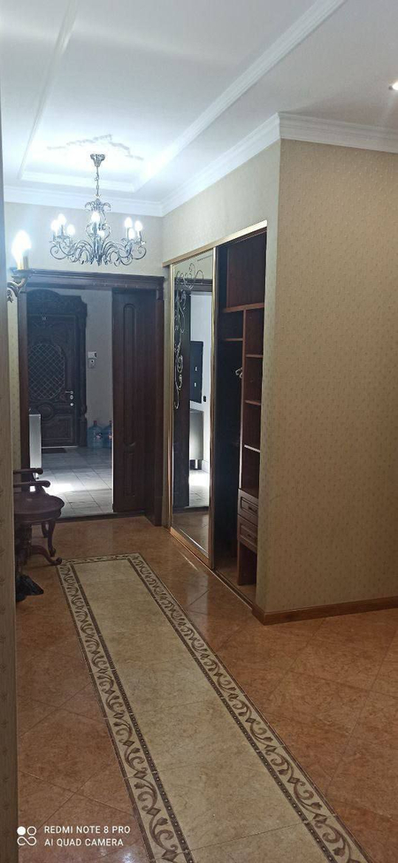Arenda kvartira Mirobod tumani Nukus kocha 4 xonali 180m² 5-etaj