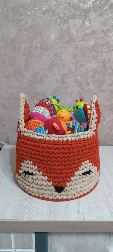 Корзинки для игрушек и погремушек.
