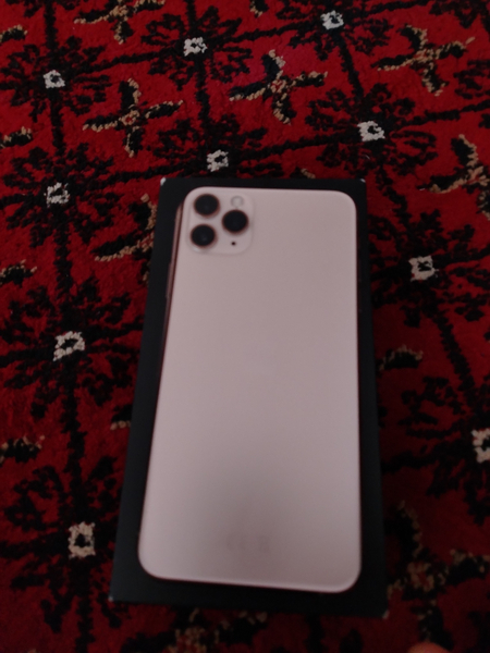 IPhone 11 pro max srochni
