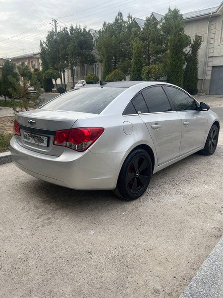 Chevrolet Cruze  2012 yil  1.4 Turbo