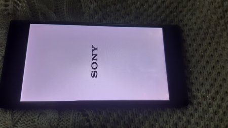 Продаётся телефон sony