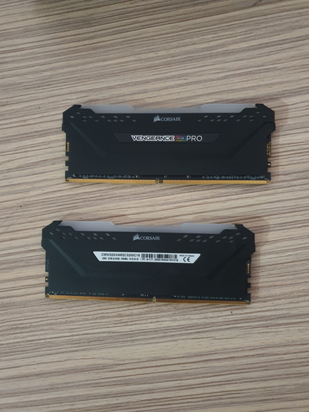 Core i9 11900k//DDR4 32GB 3200/