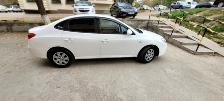 Hundai avante 1.6