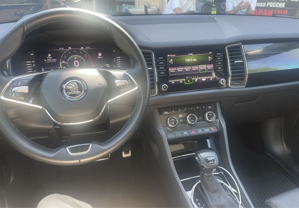 Skoda kodiaq style 2021 год фулл , зеленый 2.0 литровый