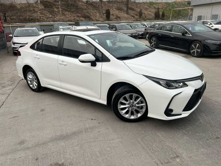 Toyota carolla 1.2 turbo nalichi avto kredit