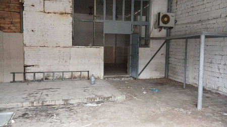 Продаётся частный склад.