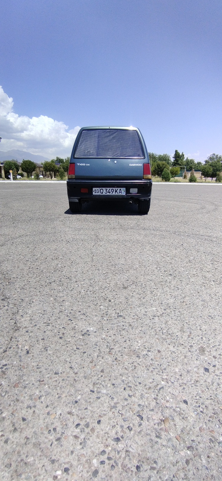 Tiko 1997 yil 2600 $