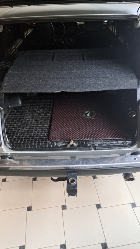 Lada 2104 yaxshi holatda