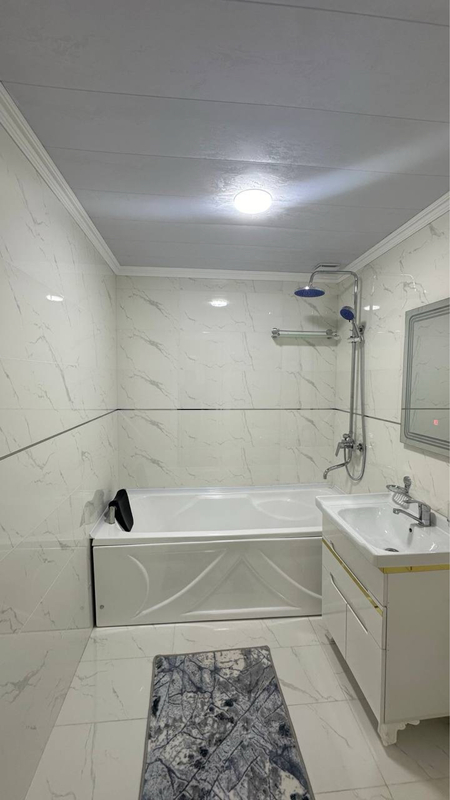 Продается 3 ком. Квартира площадью 92 кв.м. В Согдиане ор. Мечеть