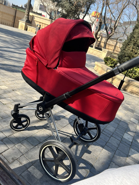 Продаю коляску Sybex PRIAM