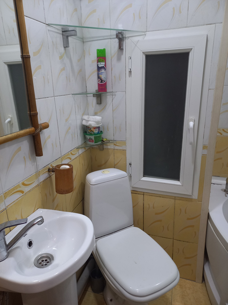 Продается квартира на Массиве Куйлюк 1 !