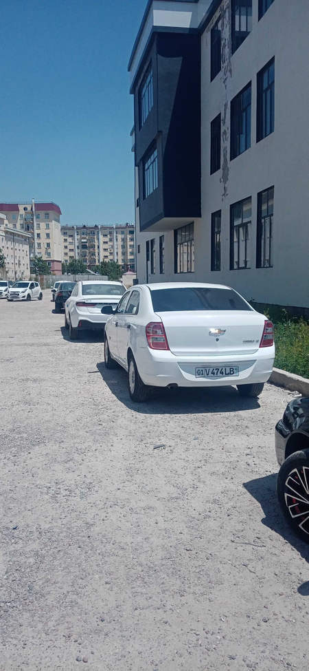 Срочно Cobalt машина сотилади.