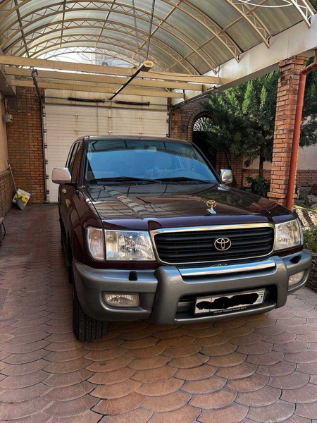 Toyota Land Cruiser 100 VX.R 4.7L