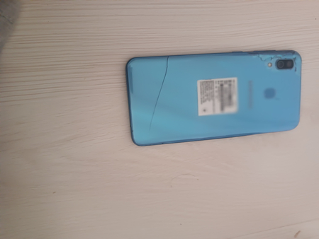 Продается телефон Samsung sm A305fn