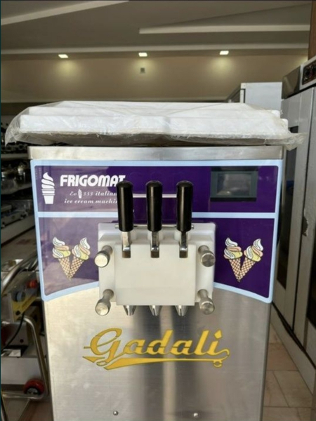 Frizr frezer firizir 380w uzbekiston buelab dastafka bor frezer